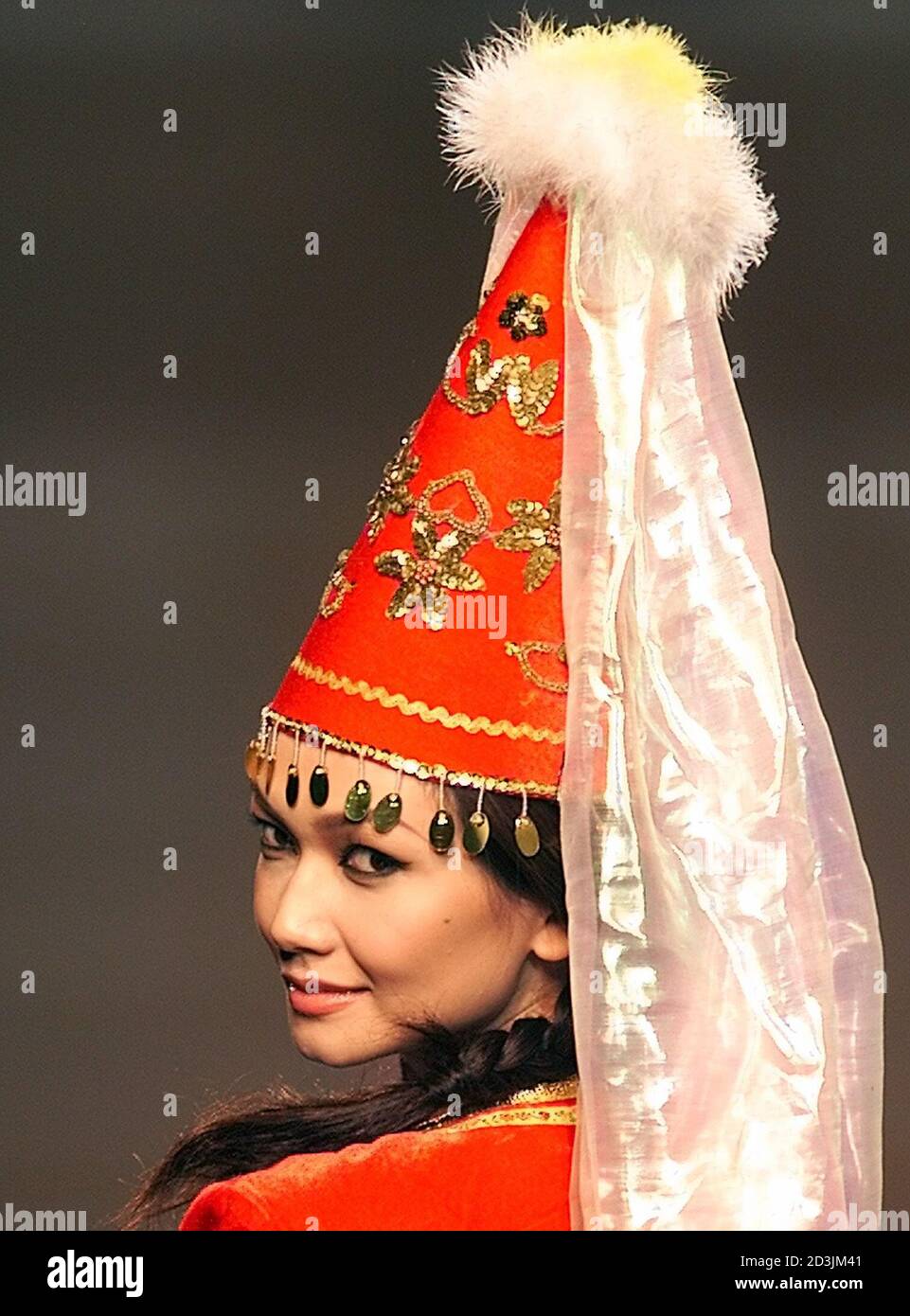 Chinas ethnic hi-res stock photography and images - Alamy