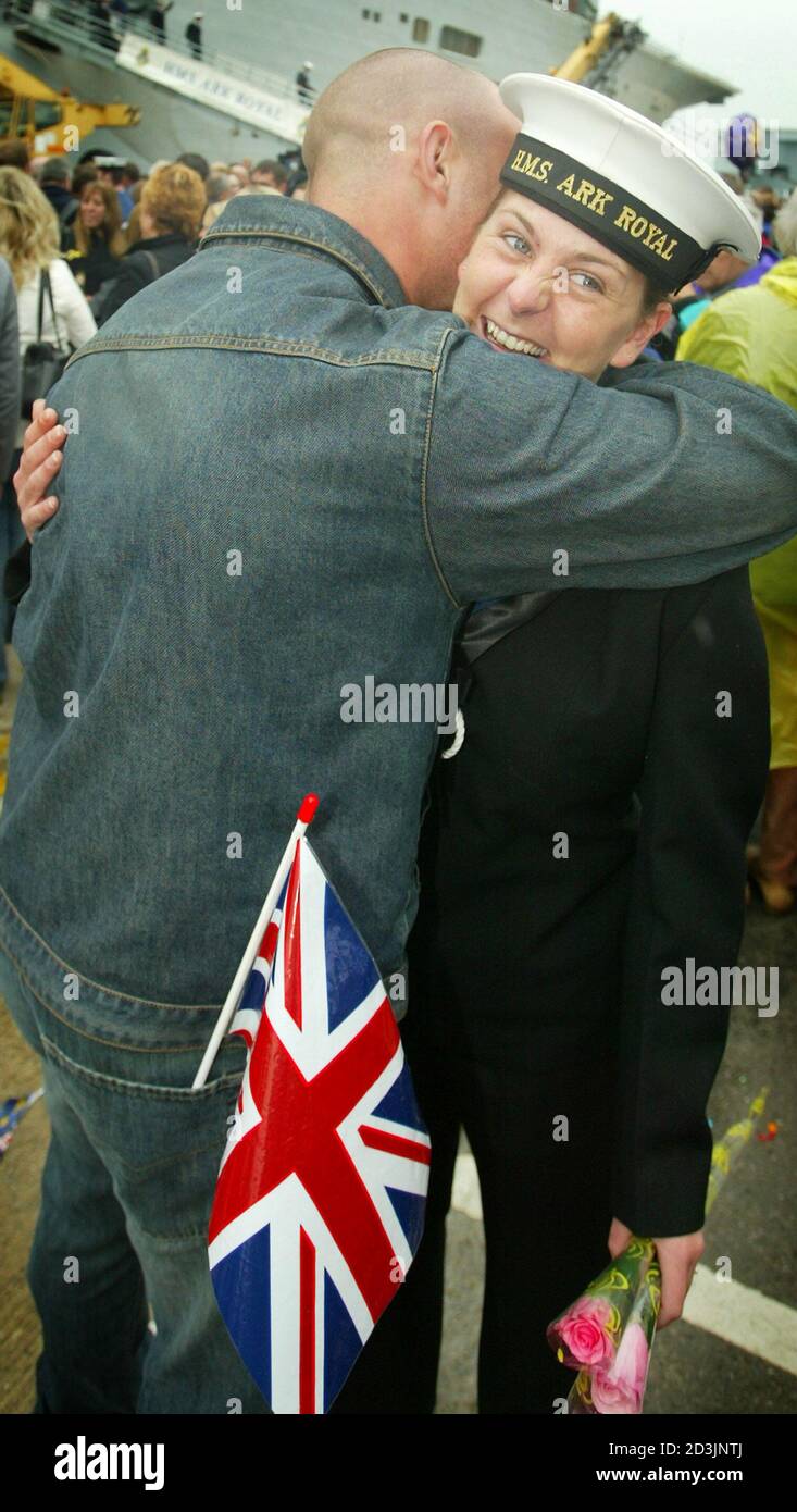 Hms wren hi-res stock photography and images - Alamy