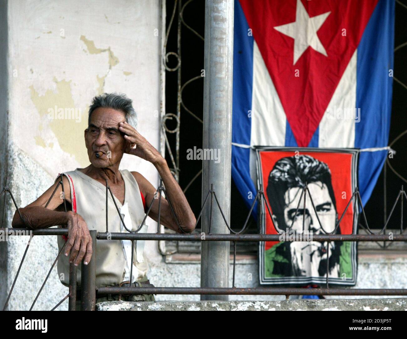 Ernesto che guevara cuban cigar hi-res stock photography and images - Alamy Ernesto che guevara cuban cigar hi-res stock photography and images - Alamy