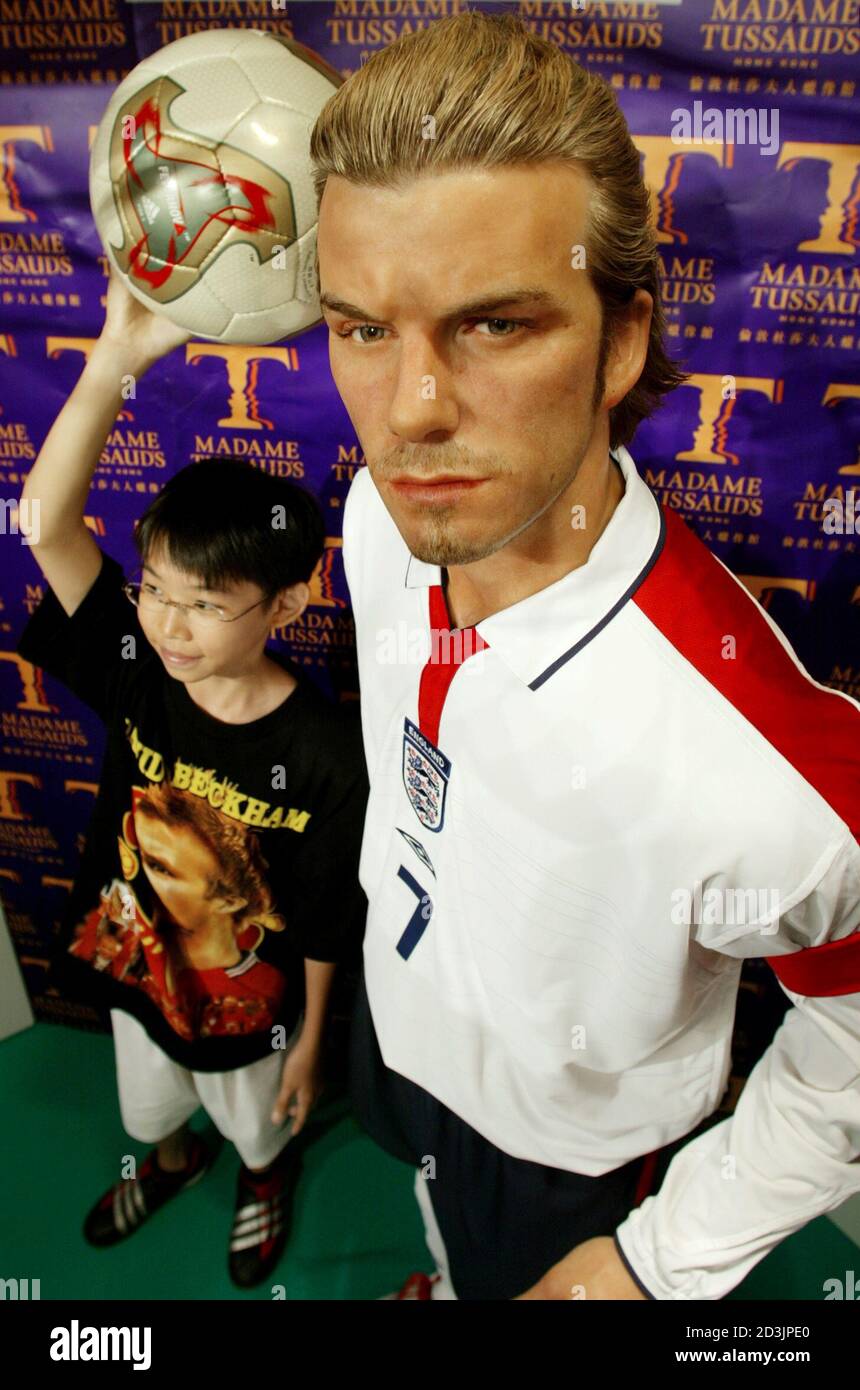 Real madrid david beckham fan hi-res stock photography and images - Alamy