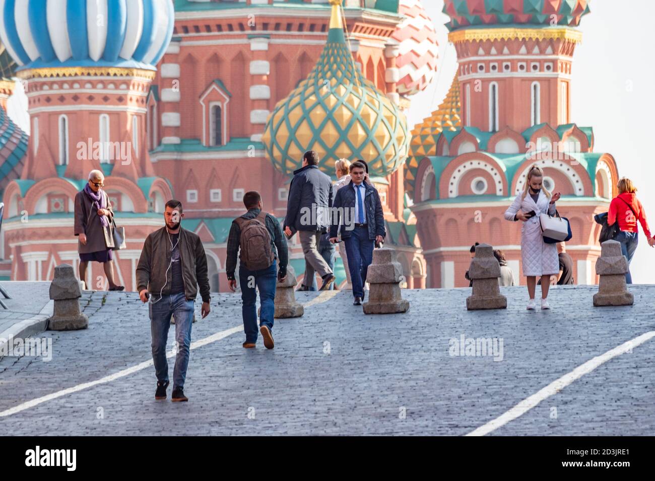 People on the streets of Moscow, Russia Stock Photo - Alamy