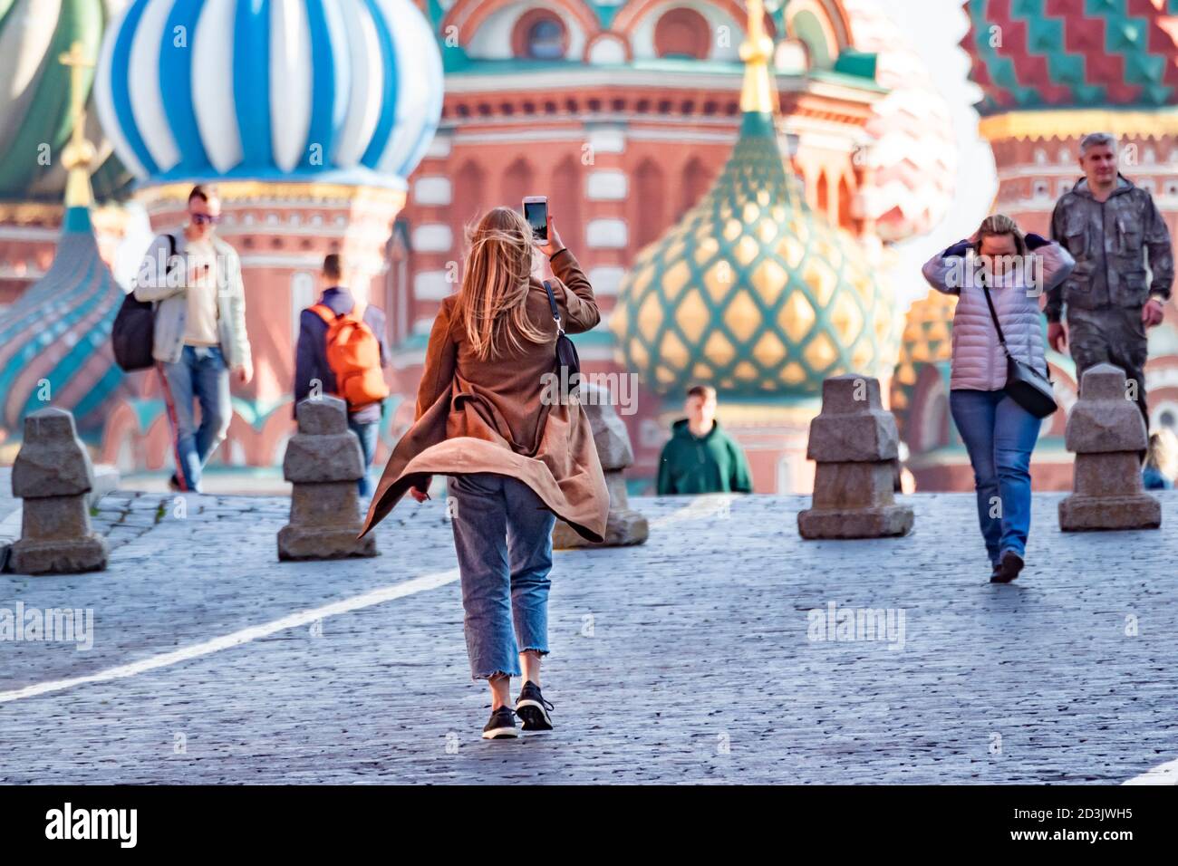 People on the streets of Moscow, Russia Stock Photo - Alamy