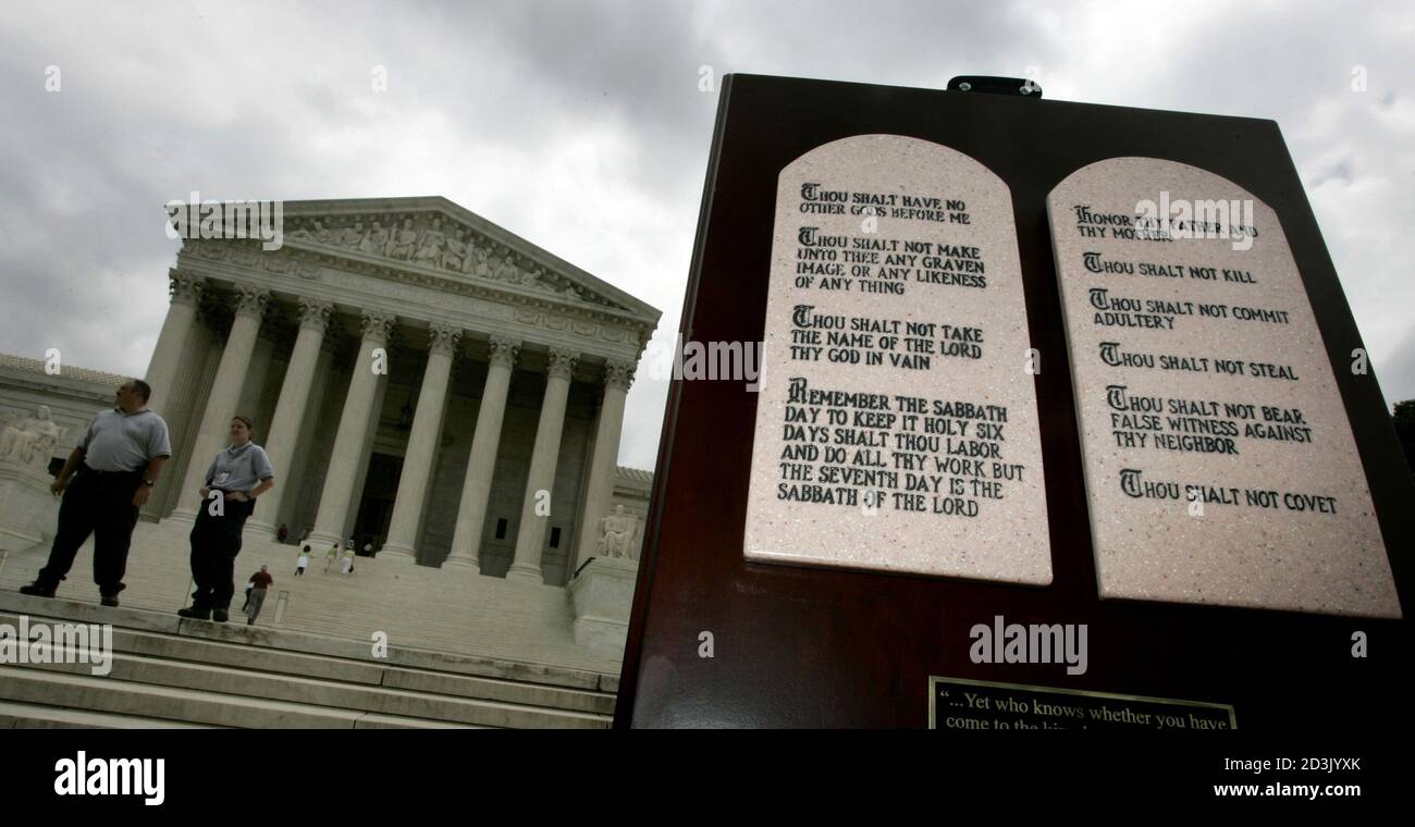 Two courthouses hi-res stock photography and images - Alamy