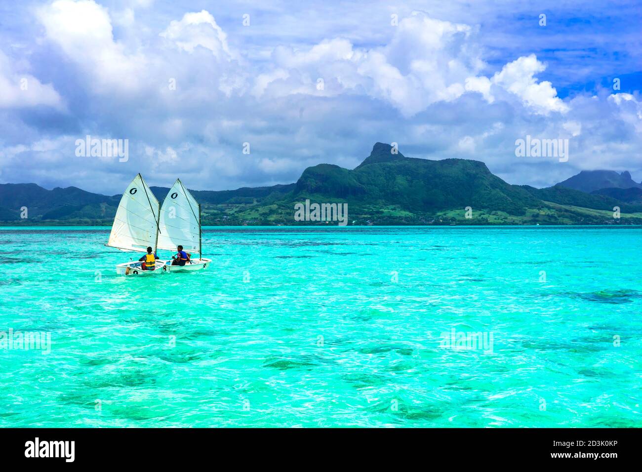 Mauritius blue bay beach hi-res stock photography and images - Alamy