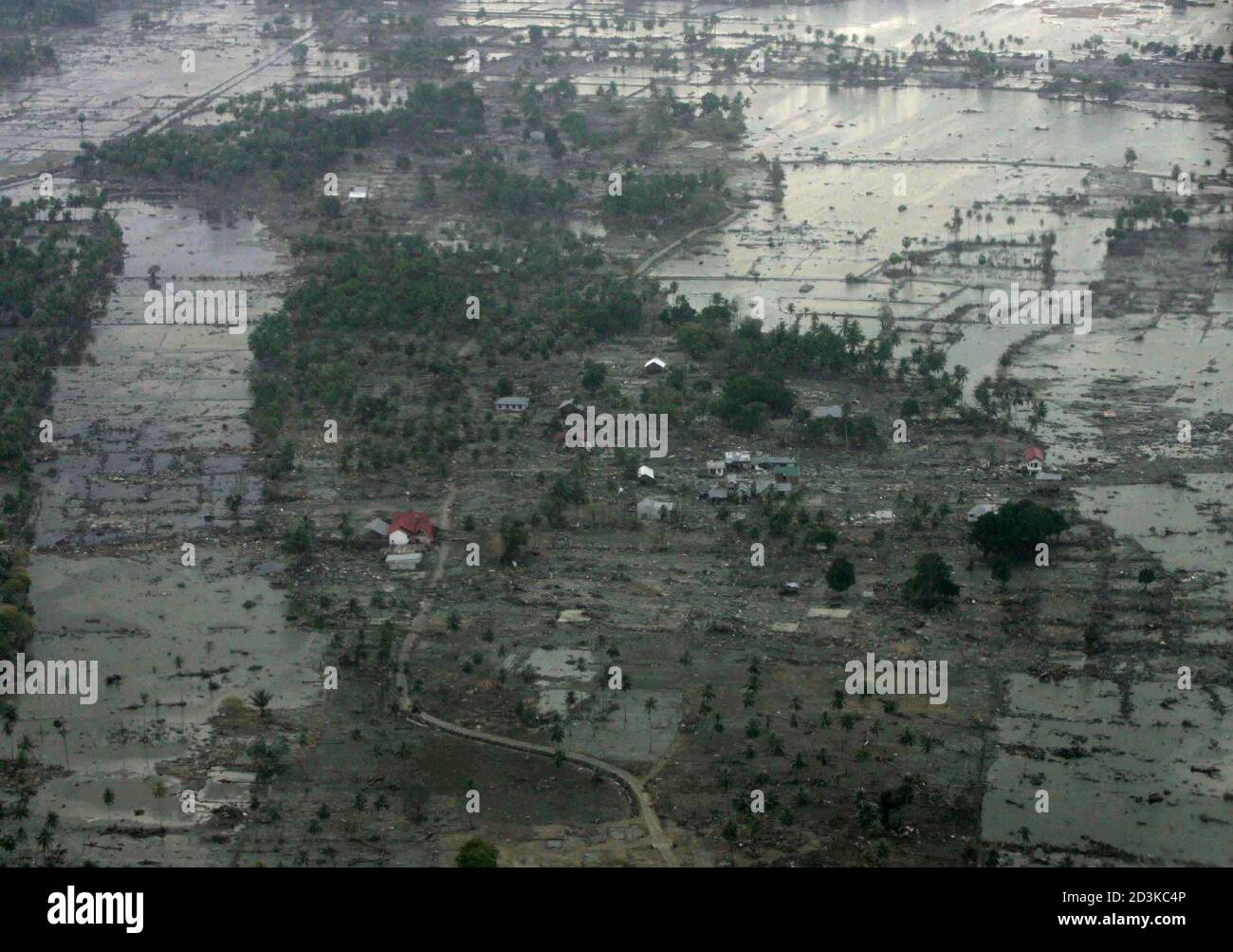Tsunami 2004 aerial hi-res stock photography and images - Alamy