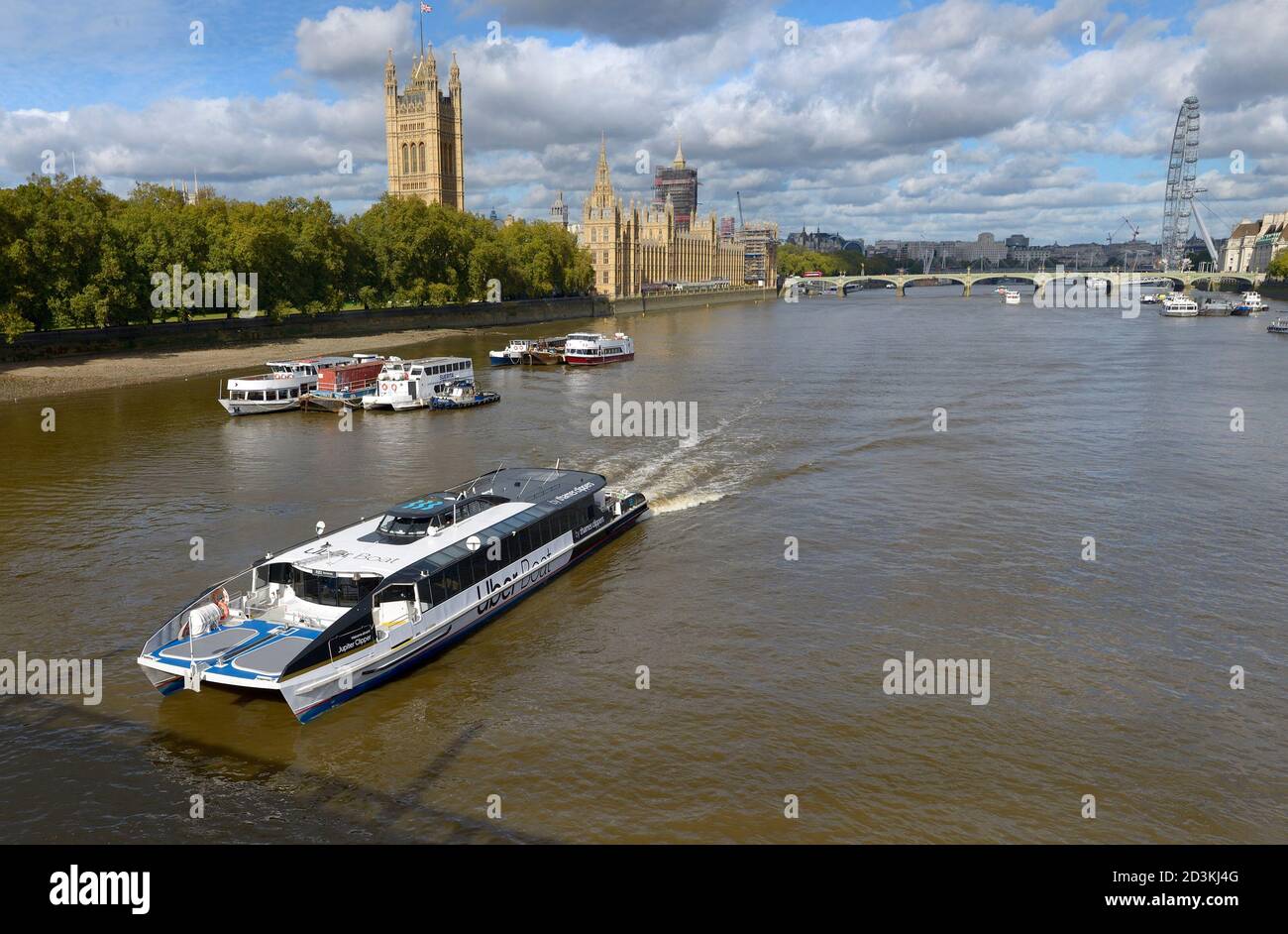 Uber boat london hi-res stock photography and images - Alamy