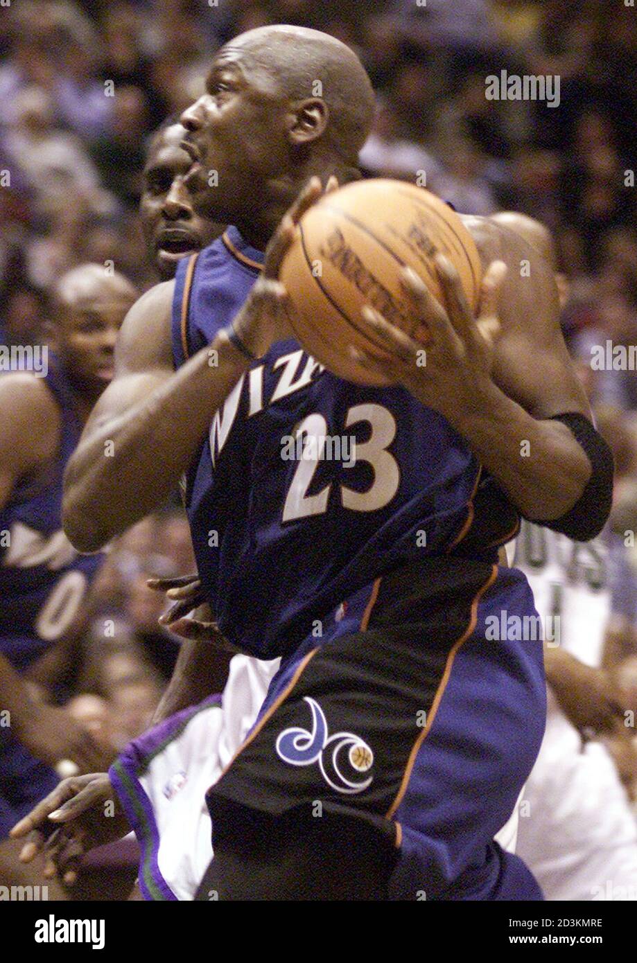 Michael jordan 2003 hi-res stock photography and images - Alamy