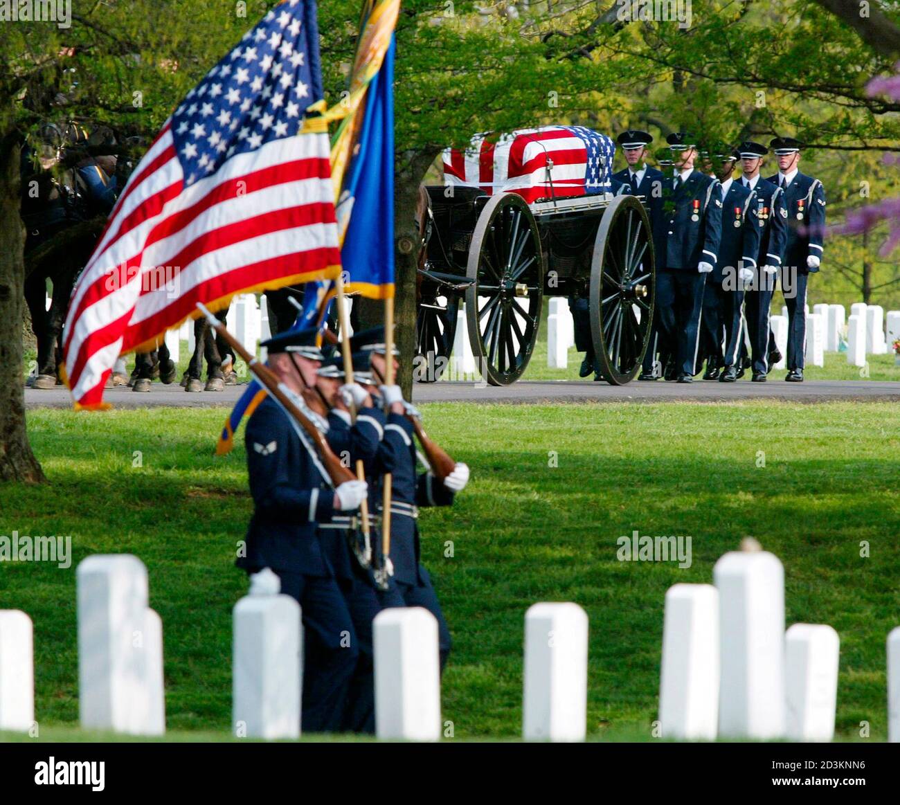 Arlington cemetery horse drawn caisson hi-res stock photography and ...