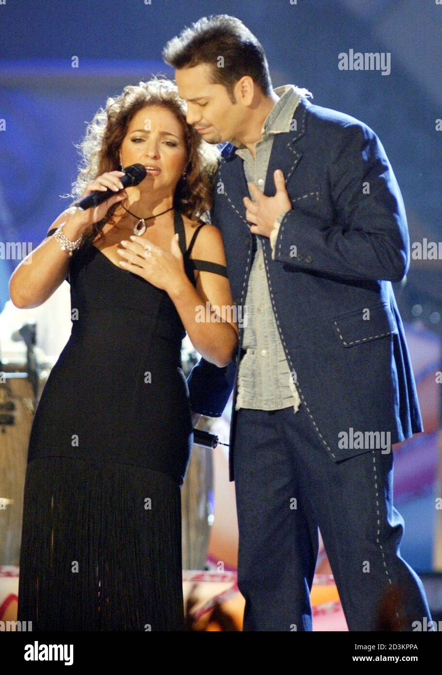 Presunto tono pulgar gloria estefan y celia cruz servir aborto Cielo