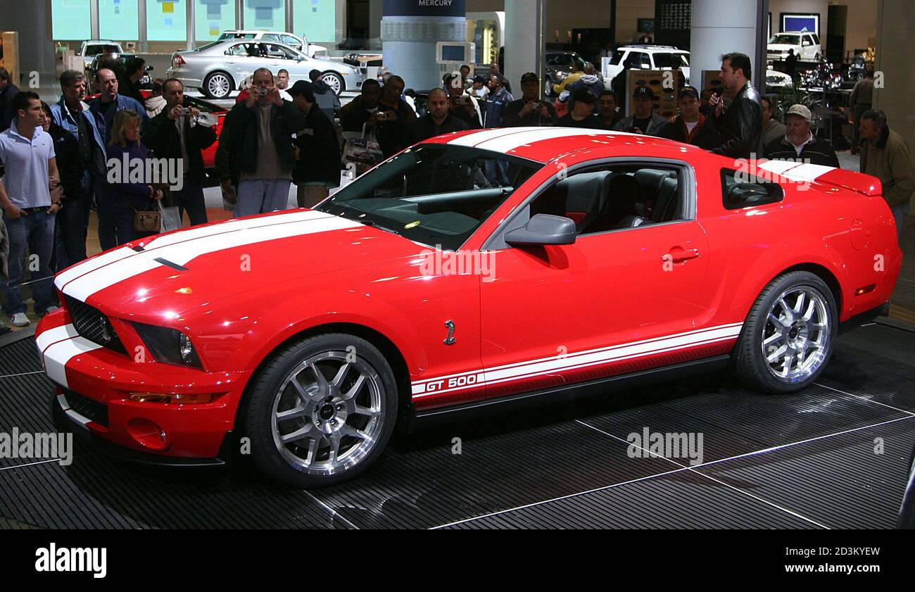2005 ford gt500 hi-res stock photography and images - Alamy