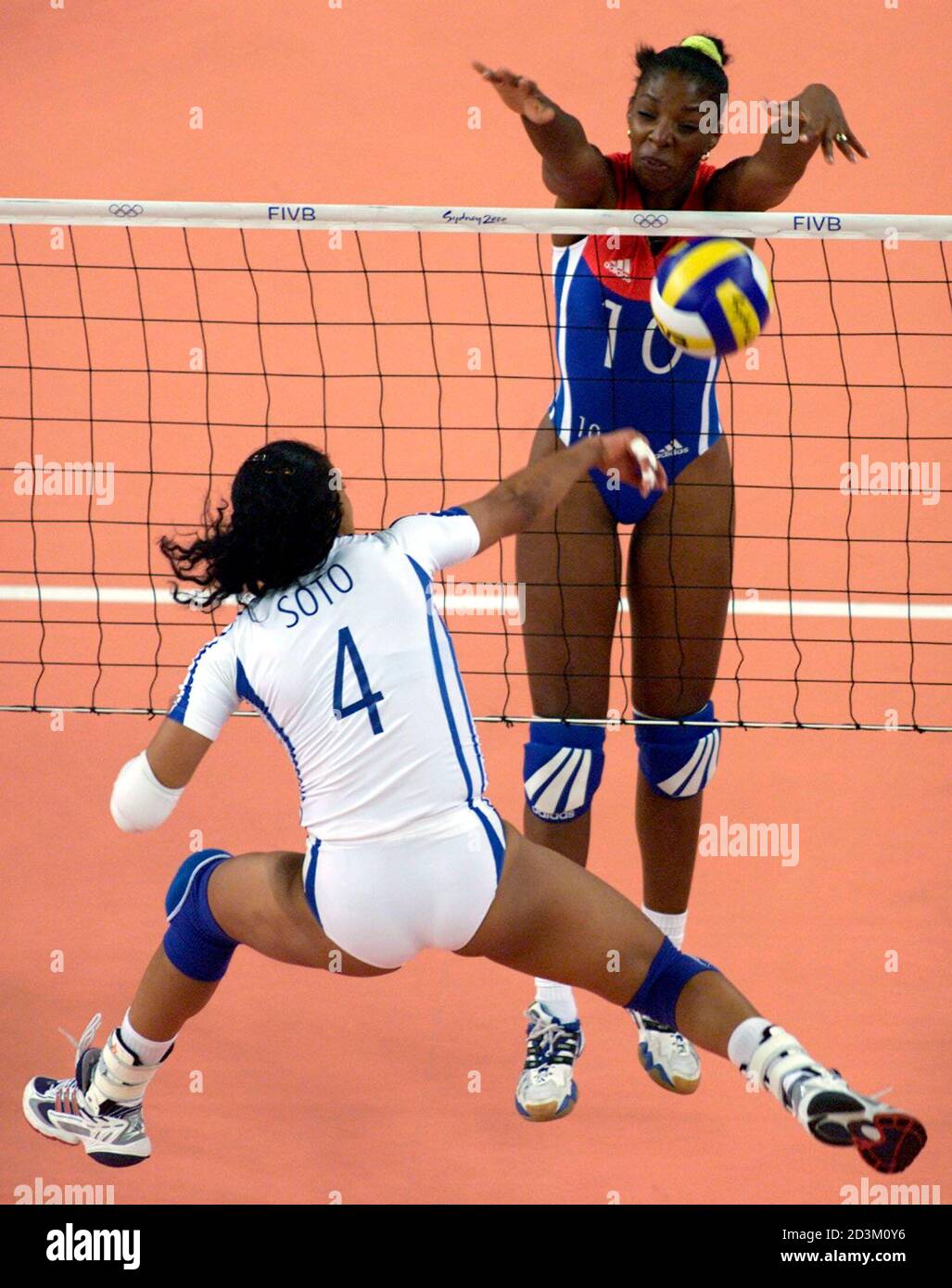 Cuba womens volleyball 2000 hi-res stock photography and images - Alamy