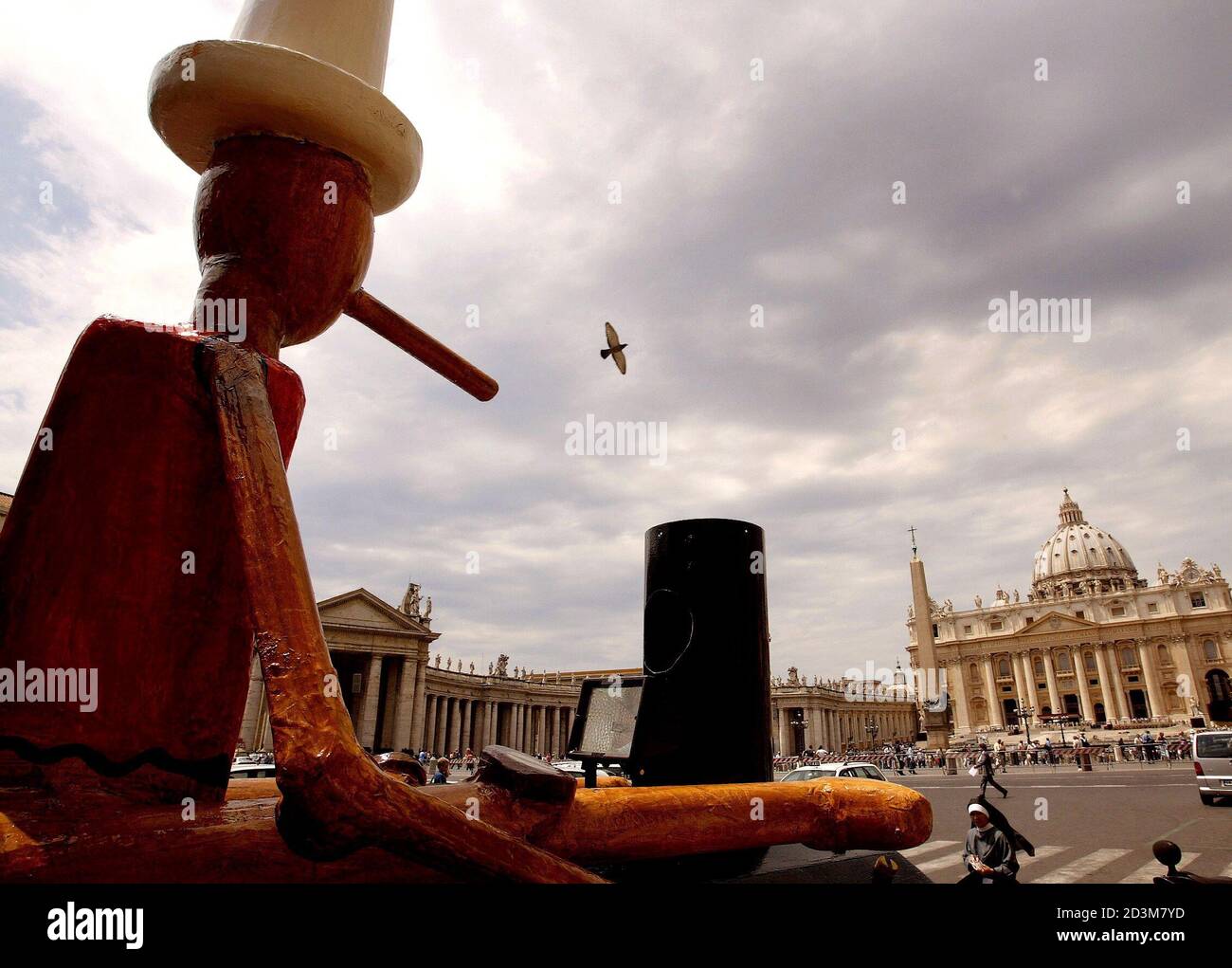 Children and pope john paul ii hi-res stock photography and images - Alamy
