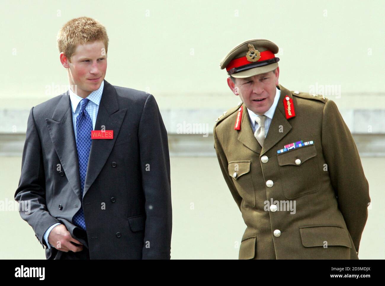 Major general andrew ritchie the commandant of sandhurst hi-res stock ...