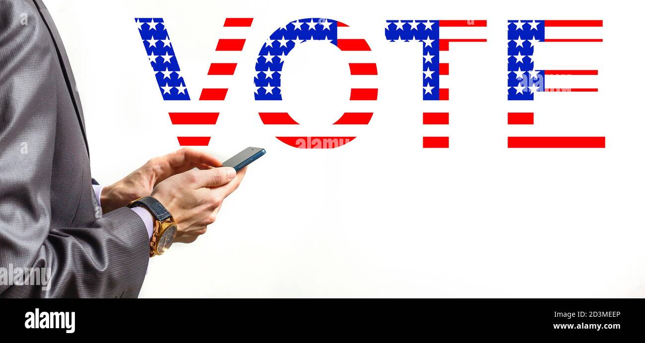 Voting online smartphone screen hi-res stock photography and images - Alamy