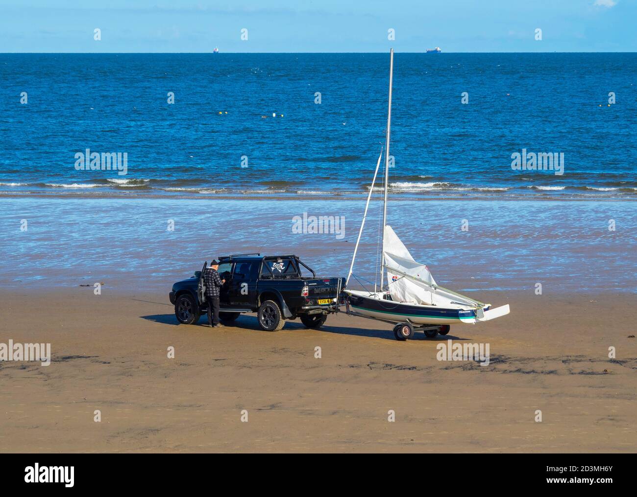Pick up with trailer hi-res stock photography and images - Alamy