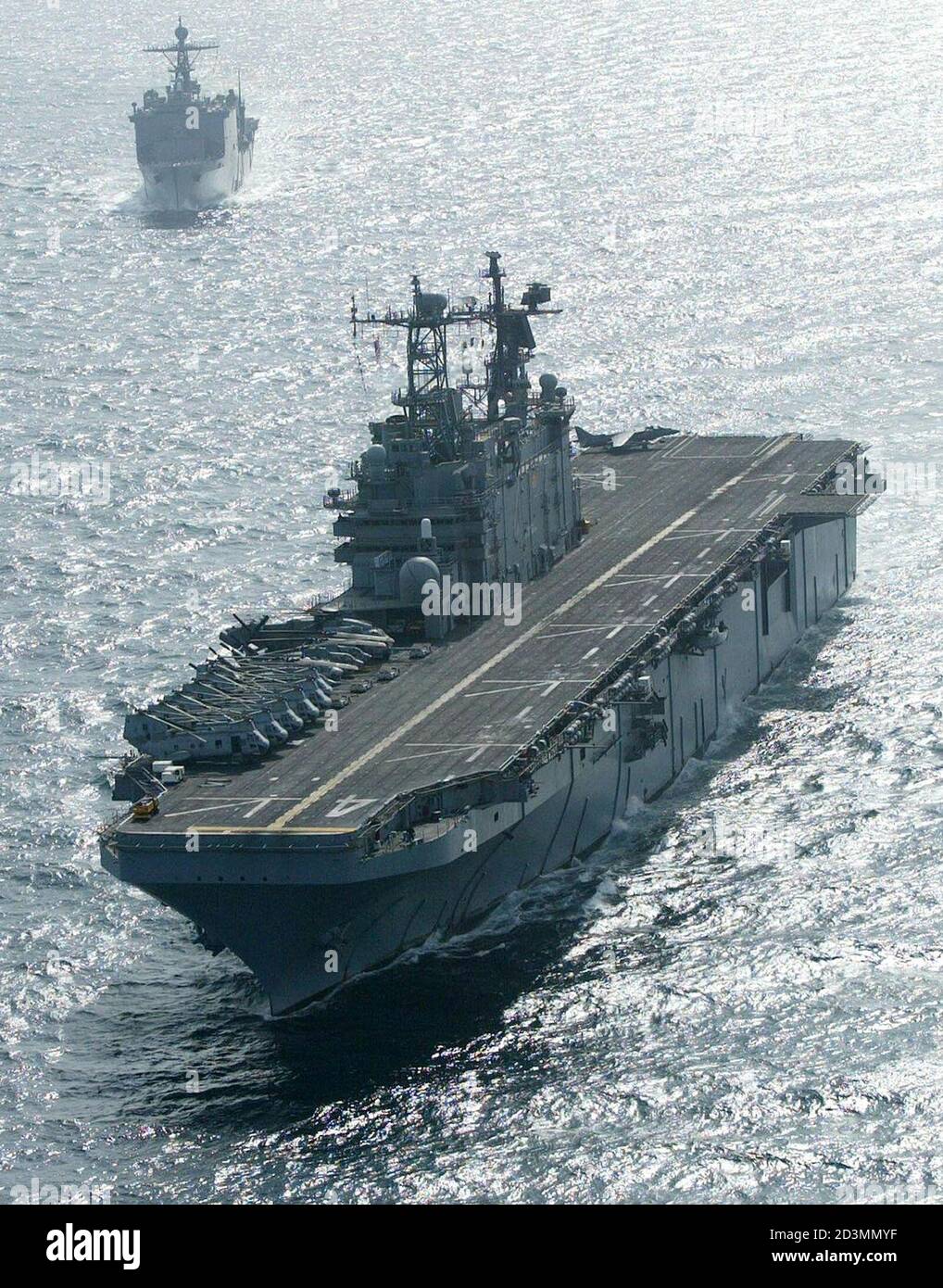 24th marine expeditionary unit uss hi-res stock photography and images ...