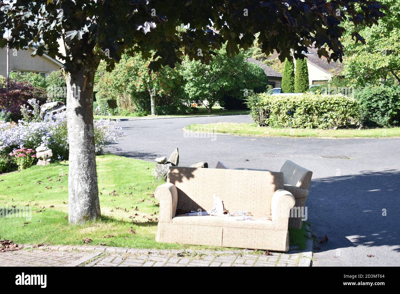 Sofa Couch in street Stock Photo - Alamy