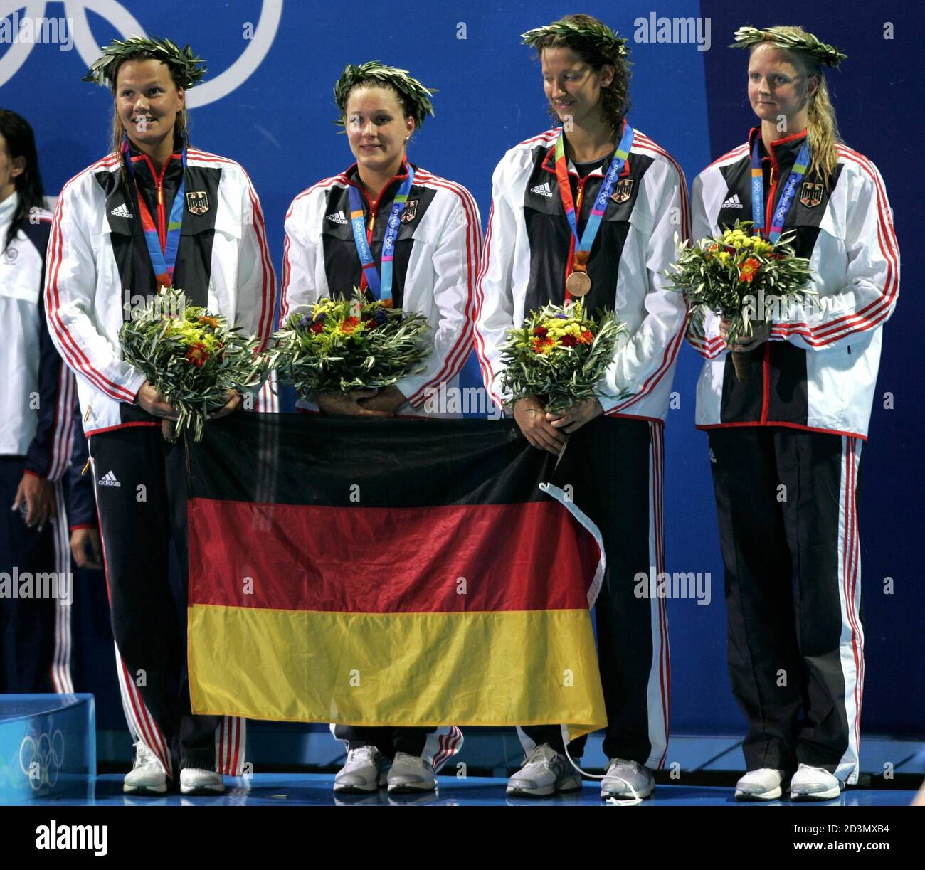 Olympics relay 2004 women hi-res stock photography and images - Alamy