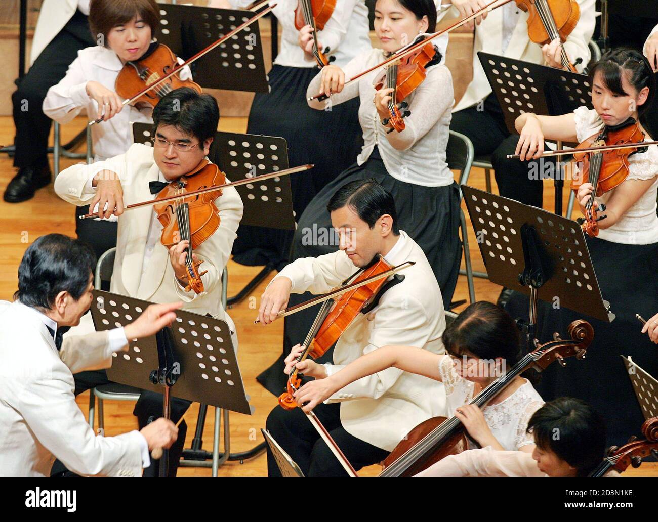 Tokyo university graduates hi-res stock photography and images - Alamy