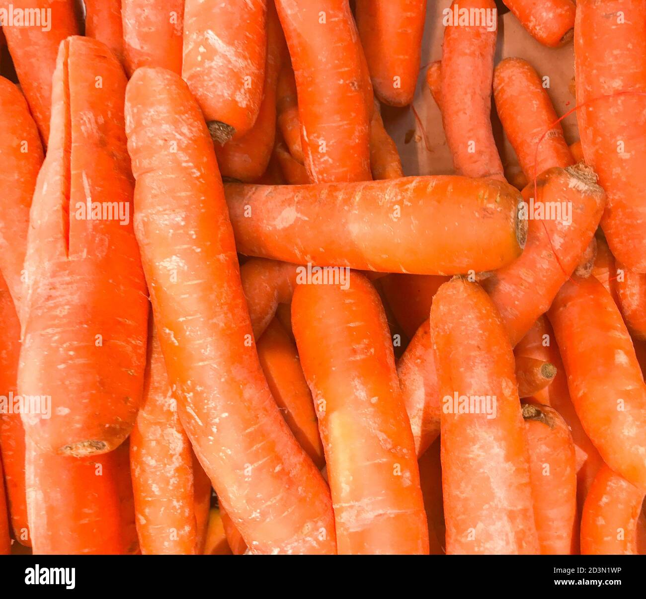 High angle bunch of carrots hi-res stock photography and images - Alamy