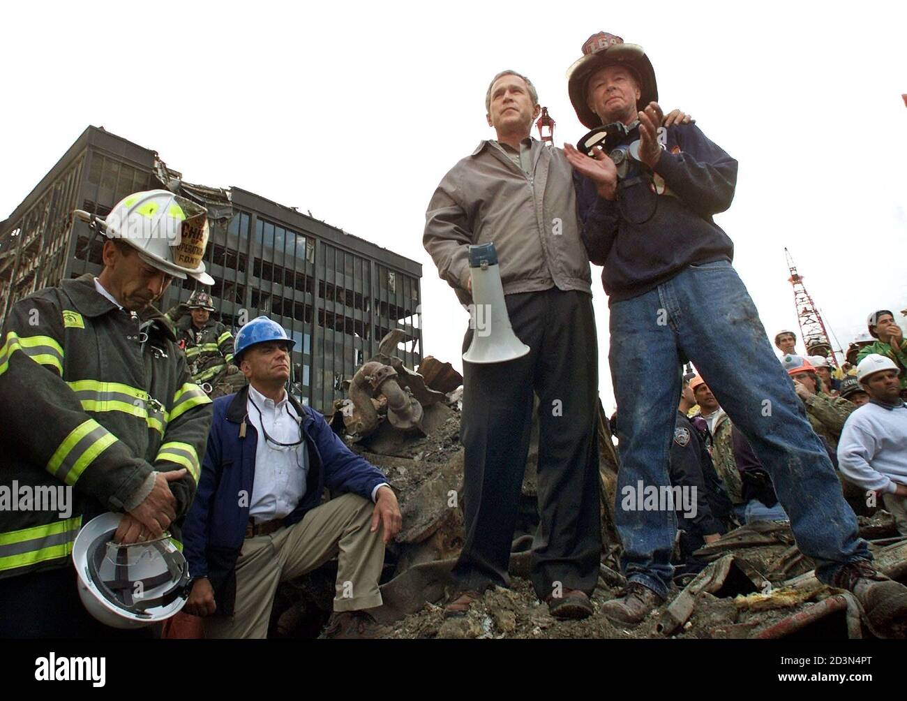 President bush firefighter hi-res stock photography and images - Alamy