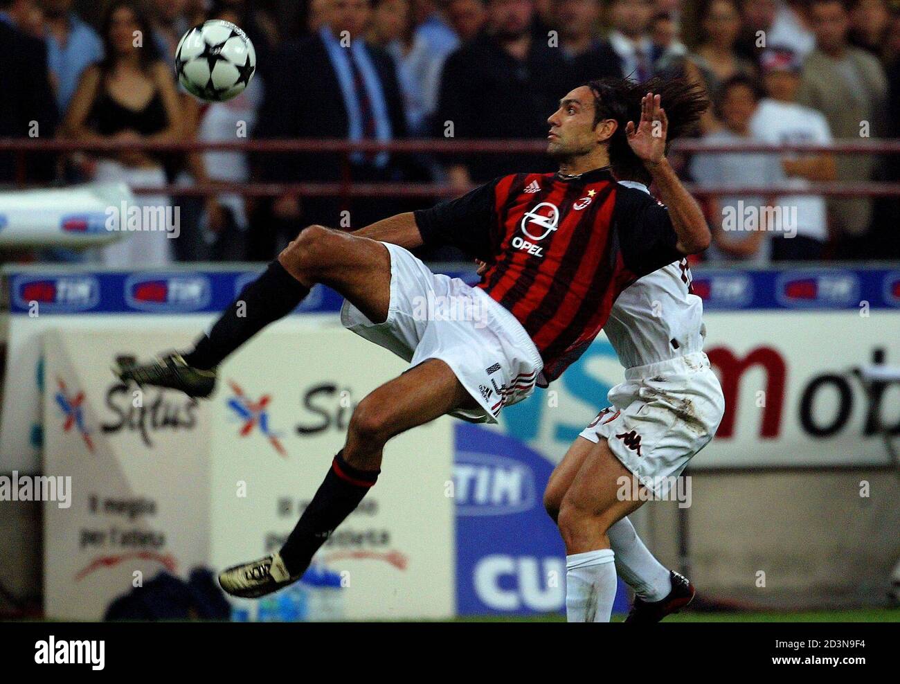 Nesta milan 2003 hi-res stock photography and images - Alamy