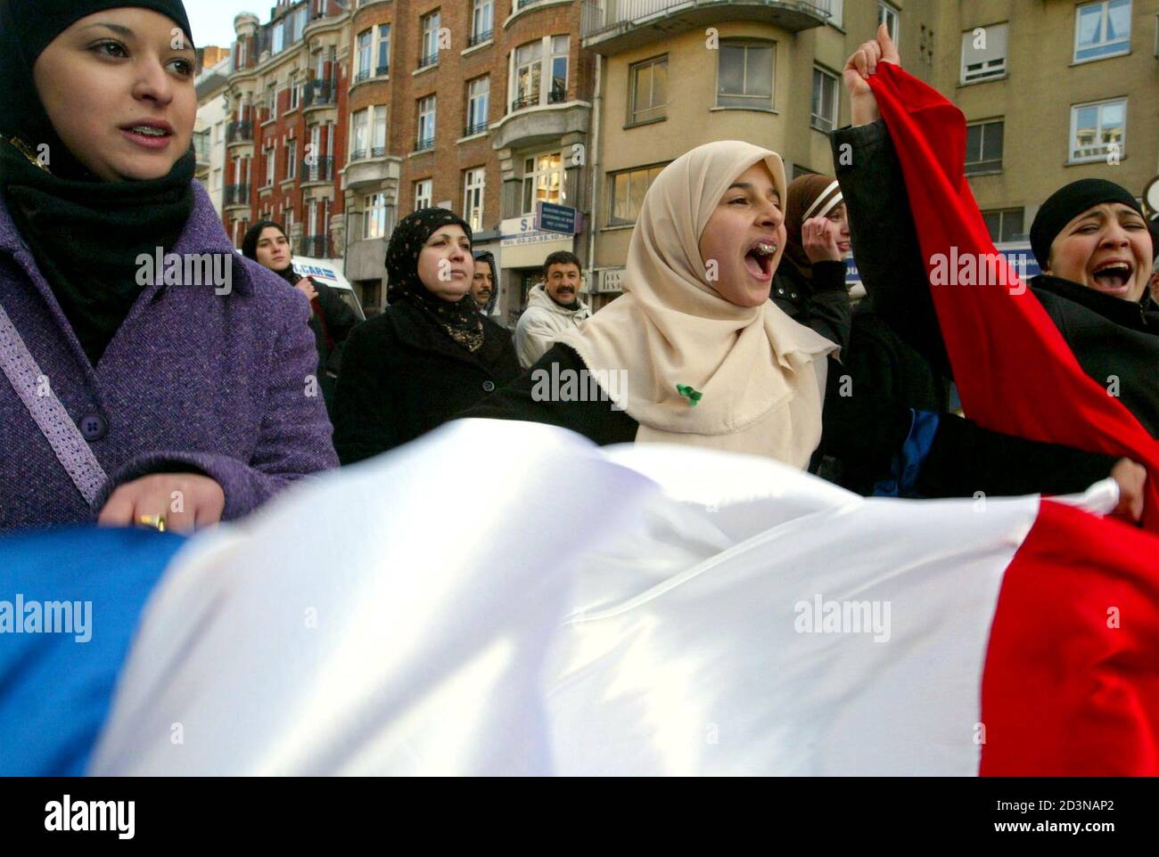 French muslim women flag hi-res stock photography and images - Alamy