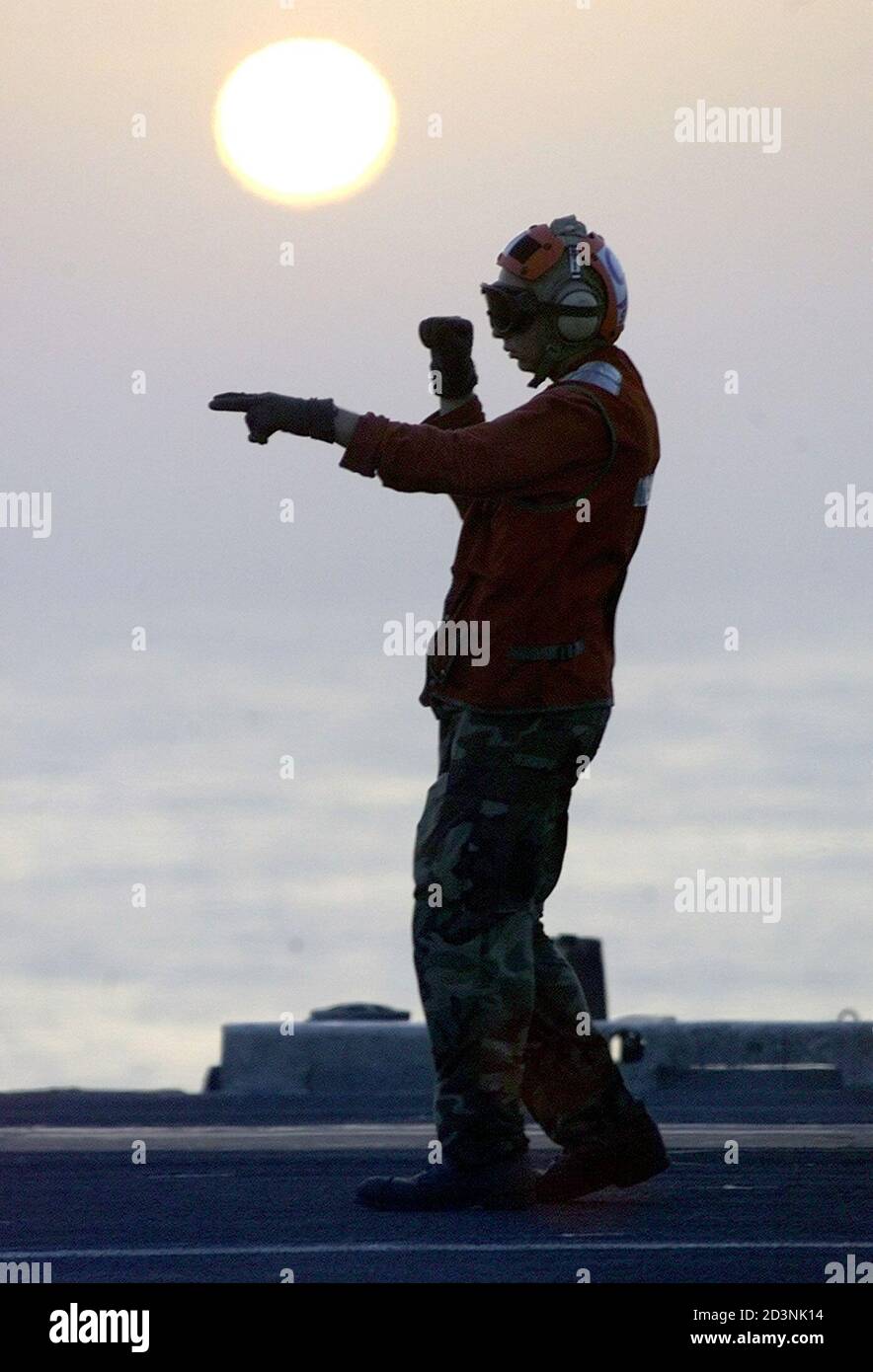 Operation enduring freedom october 2001 hi-res stock photography and ...