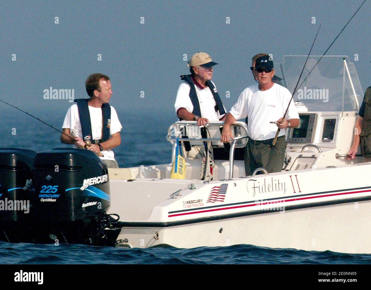 4 fishes hi-res stock photography and images - Alamy