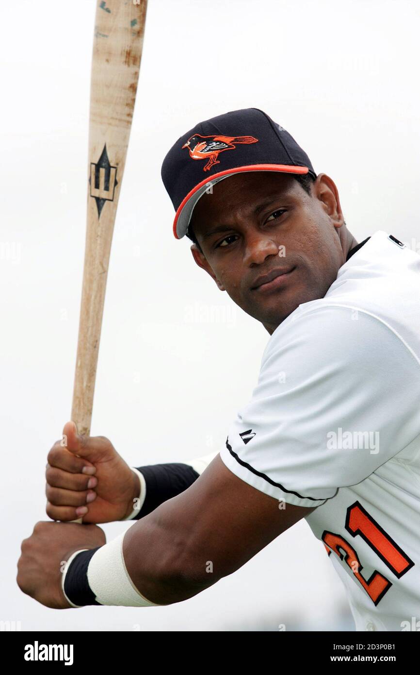 Sammy sosa 2005 hi-res stock photography and images - Alamy