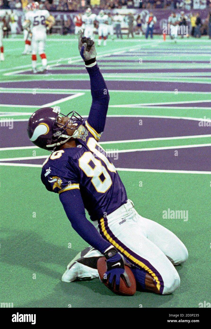 Chris carter vikings hi-res stock photography and images - Alamy