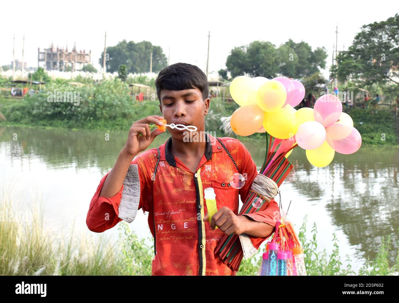 Street vendor selling sunglasses hi-res stock photography and images ...