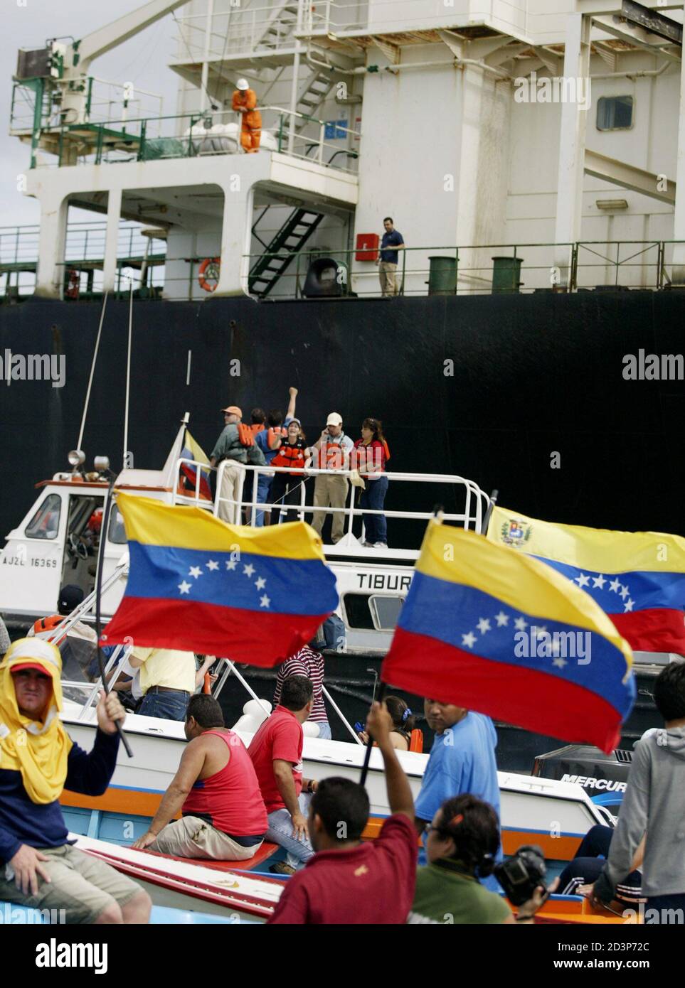 Boats from venezuela hi-res stock photography and images - Alamy