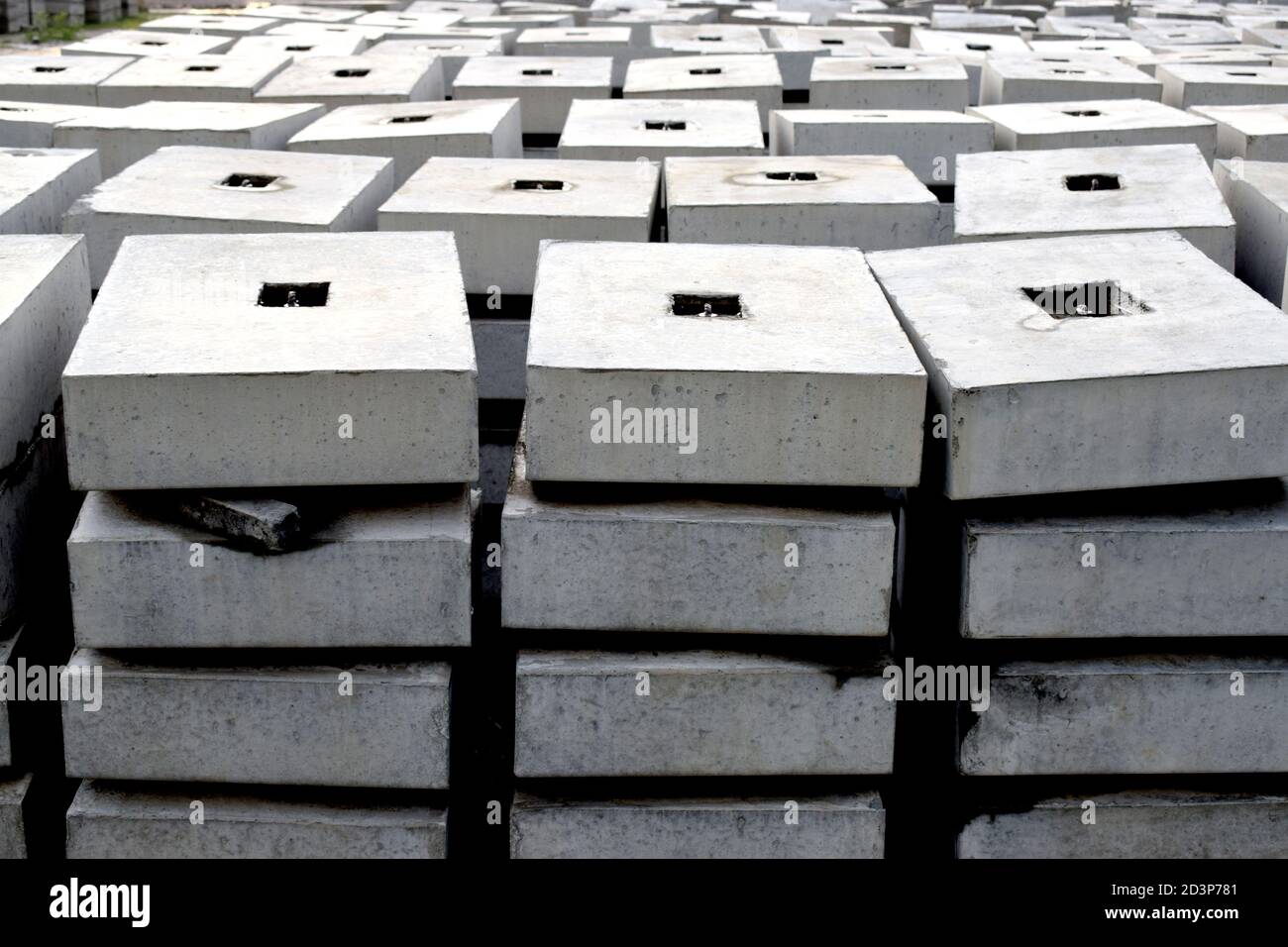 Hollow concrete block hi-res stock photography and images - Alamy