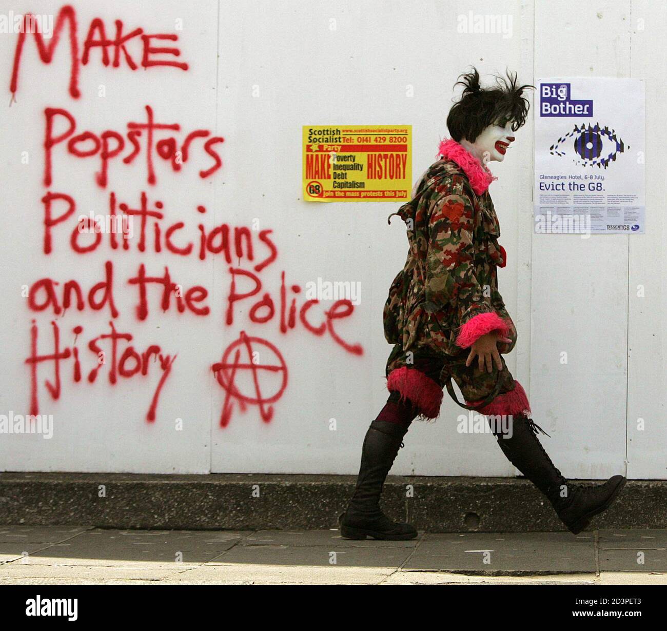 Rebel clown hi-res stock photography and images - Alamy