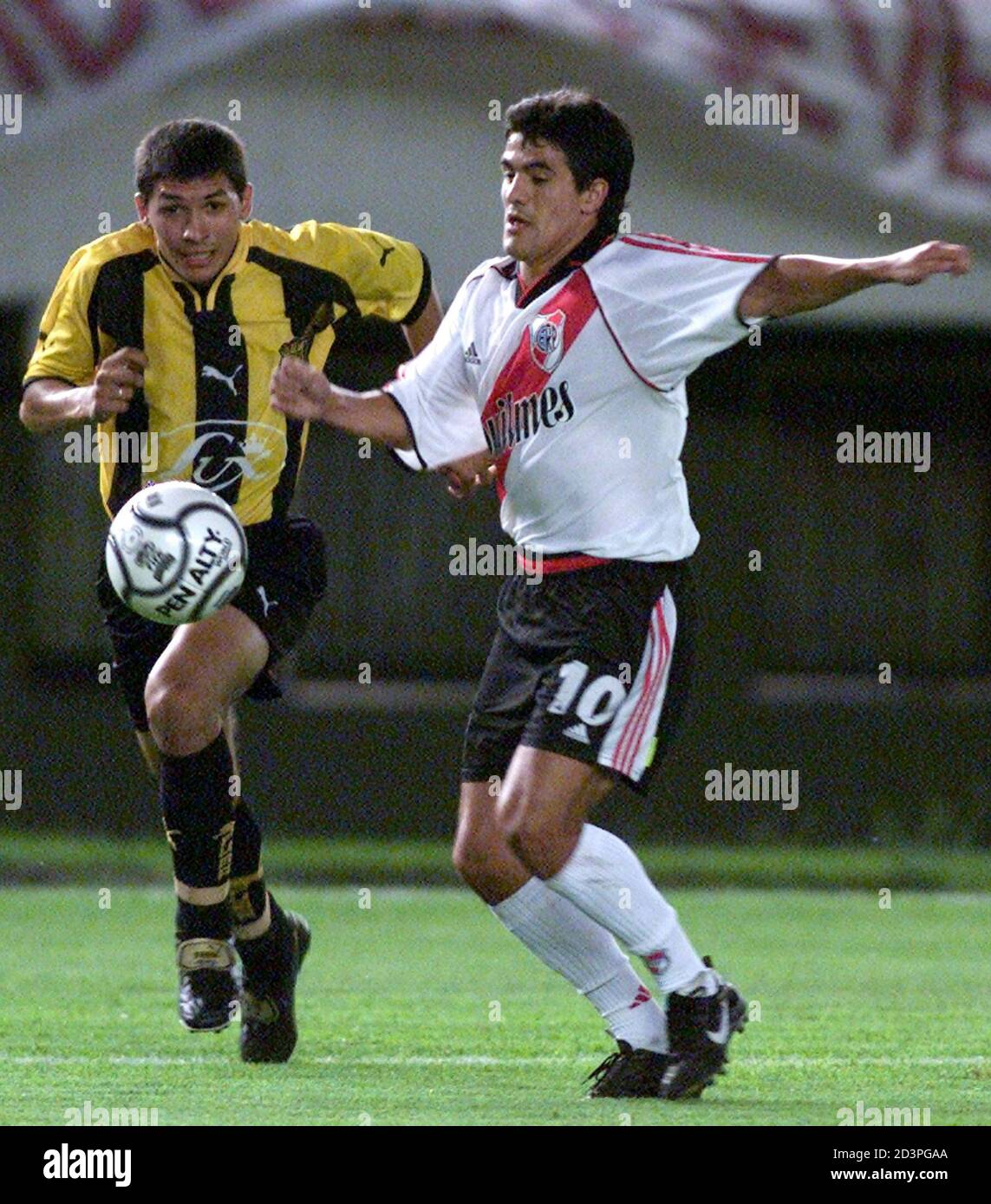 Ortega river plate hi-res stock photography and images - Alamy