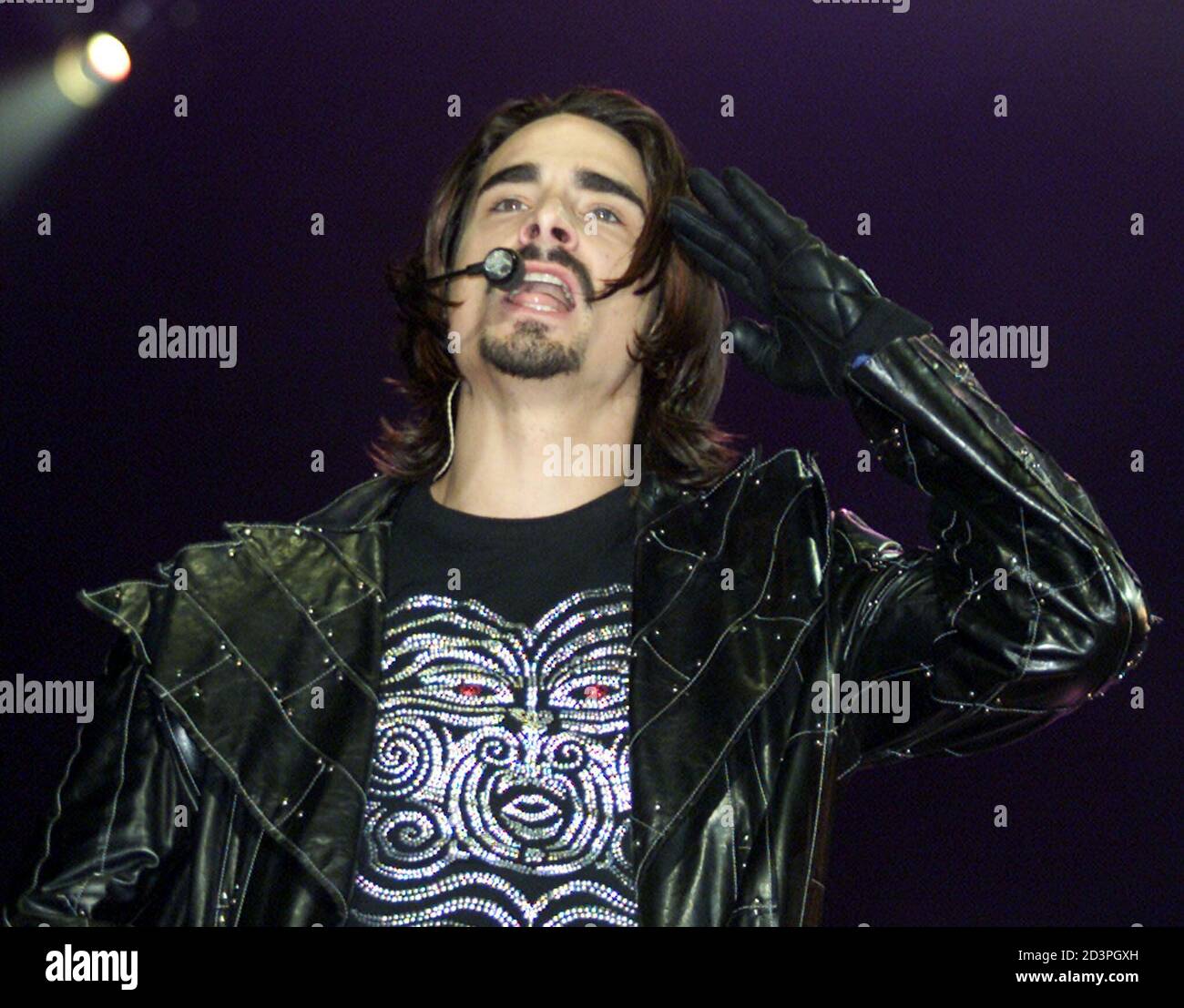 Backstreet boys performing 2001 hi-res stock photography and images - Alamy