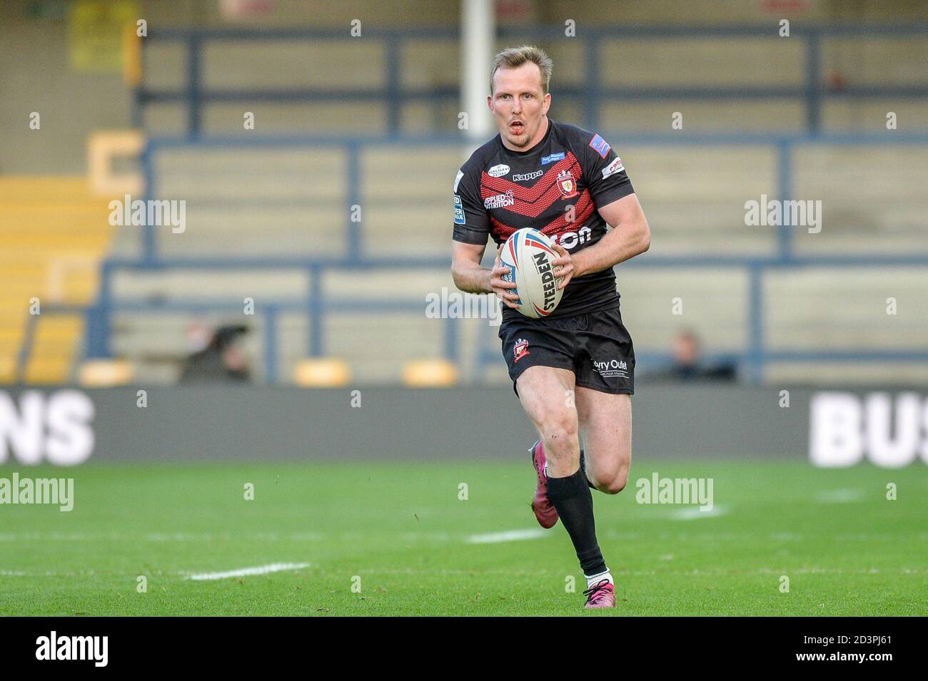Dan Sarginson of Salford Red Devils in action Stock Photo - Alamy