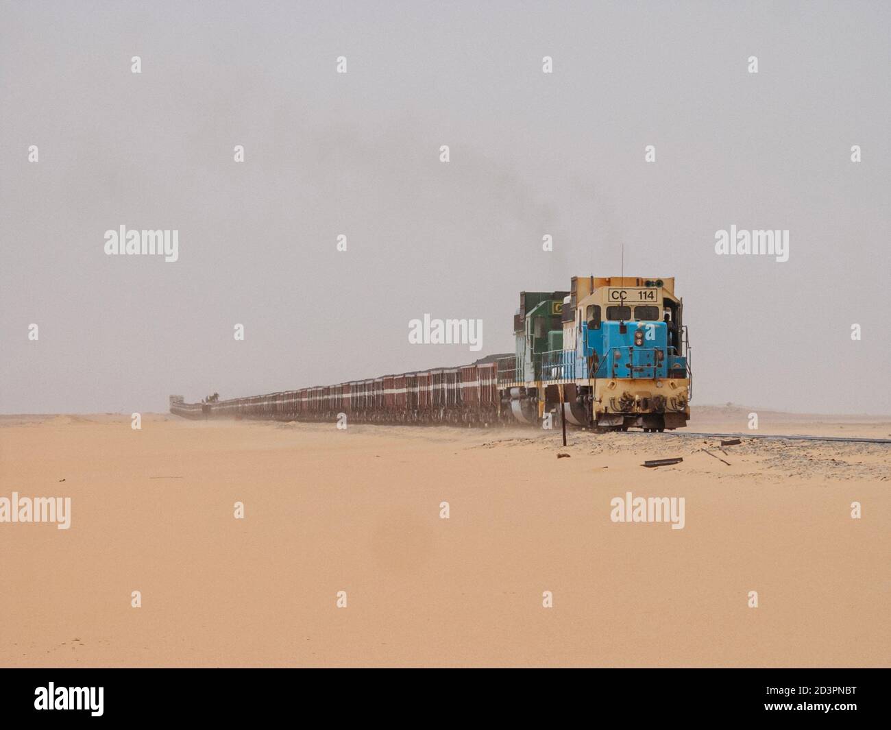 Mauritania Railway from Atar to Zouerat Stock Photo - Alamy