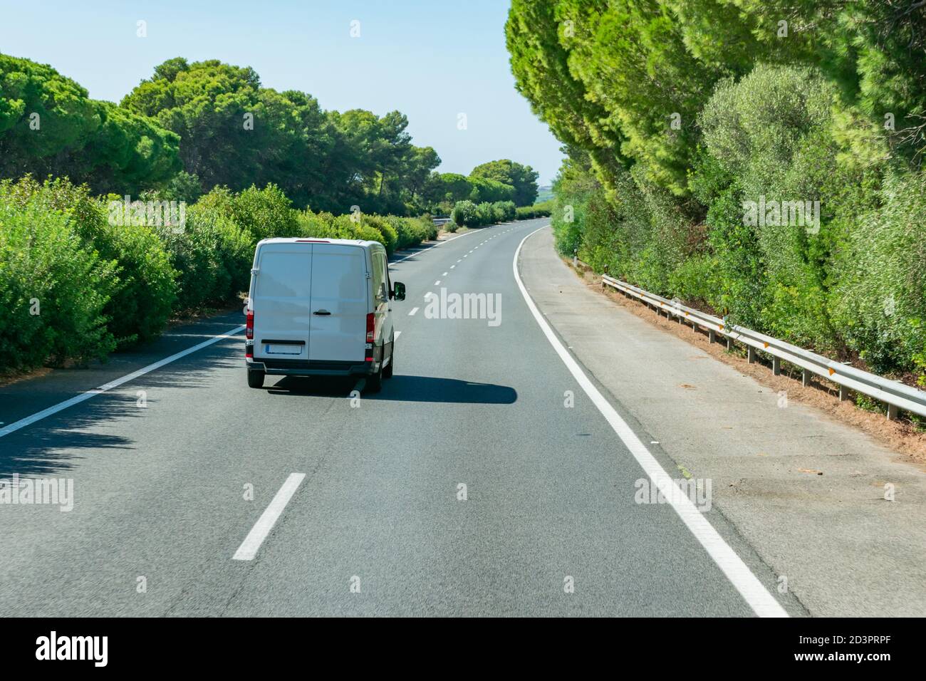 Parcel delivery van hi-res stock photography and images - Alamy