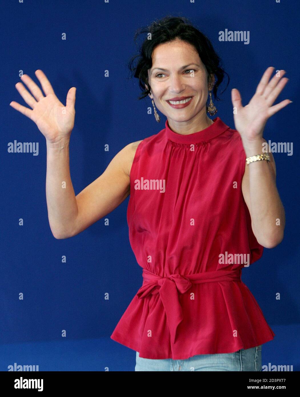 Alexandra cassavetes hi-res stock photography and images - Alamy