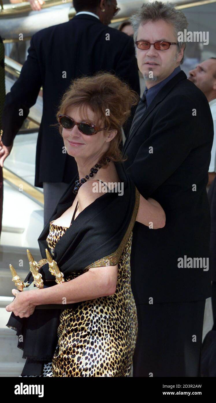 Susan sarandon husband tim robbins hi-res stock photography and images ...