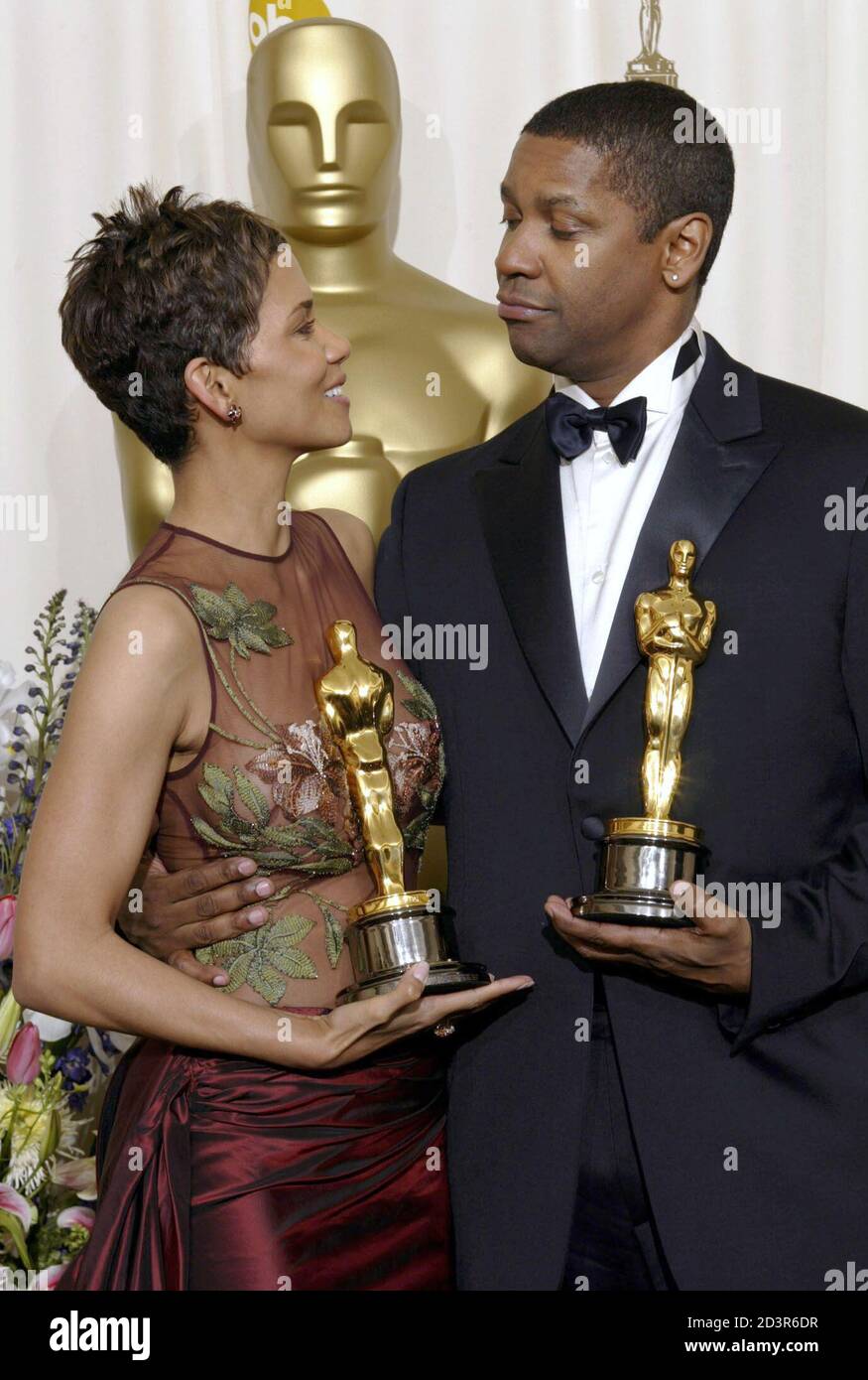 Training day, denzel washington hi-res stock photography and images - Alamy