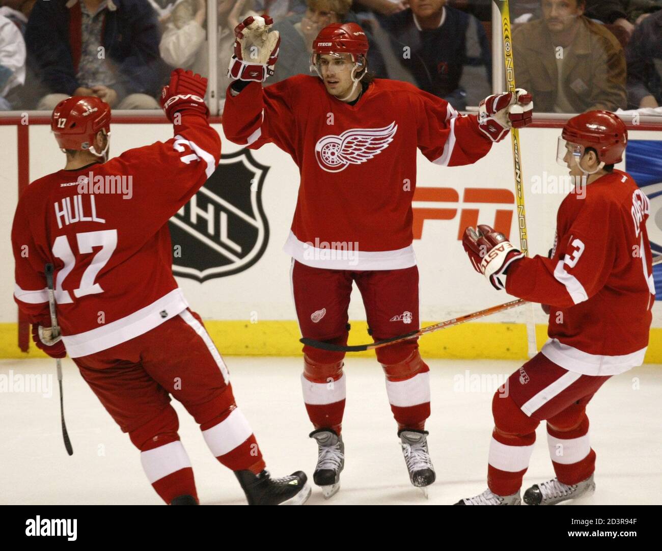 Brett hull 2003 hi-res stock photography and images - Alamy