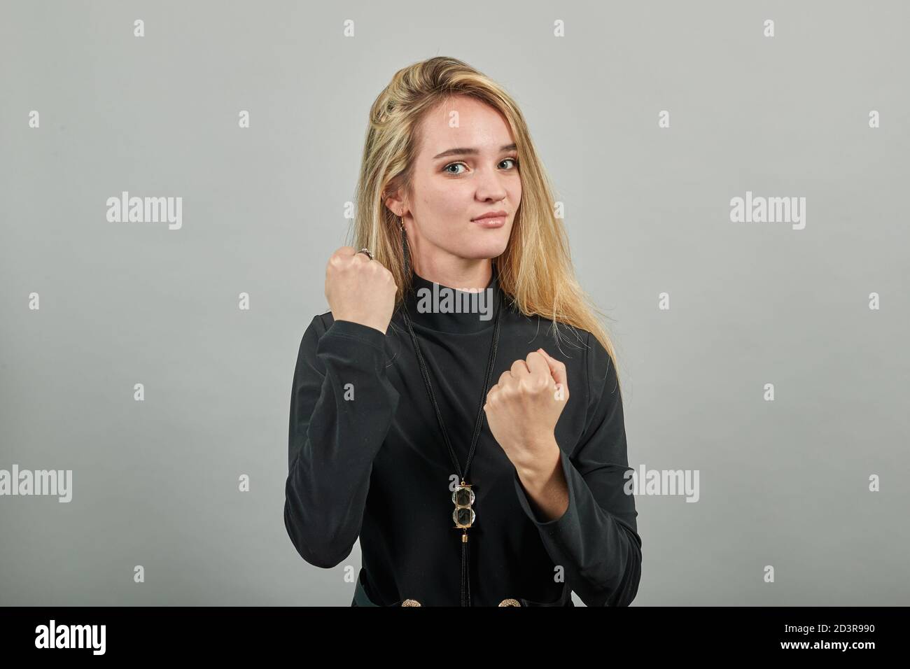 Violent shaking hi-res stock photography and images - Alamy