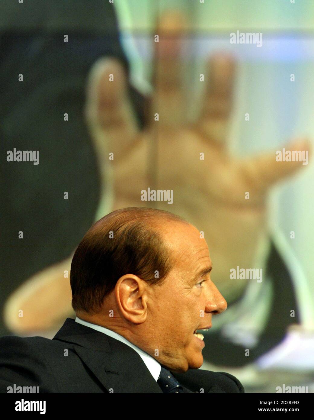 Talk show tv hi-res stock photography and images - Alamy