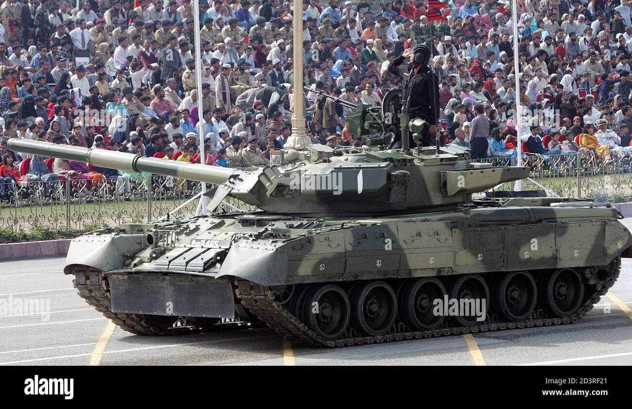 Pakistan tank hi-res stock photography and images - Alamy