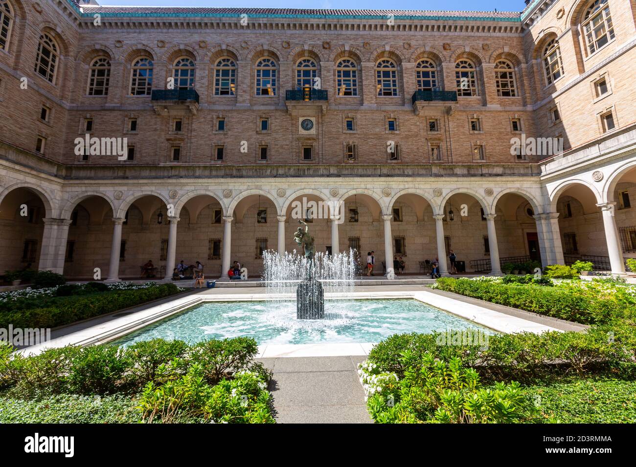 Courtyard copley square hi-res stock photography and images - Alamy