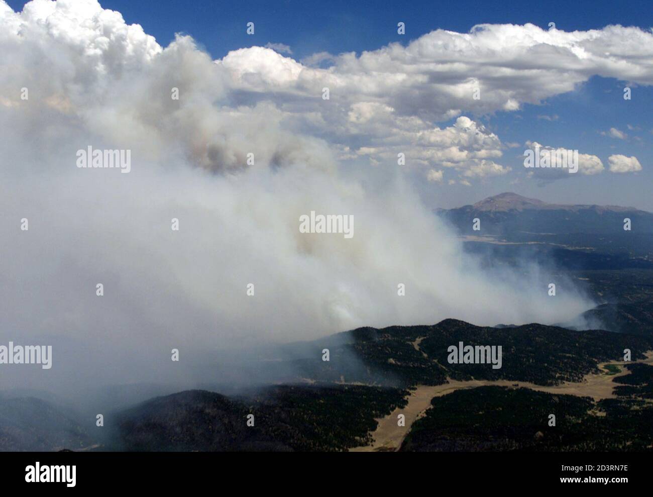 Ever smoke hi-res stock photography and images - Alamy