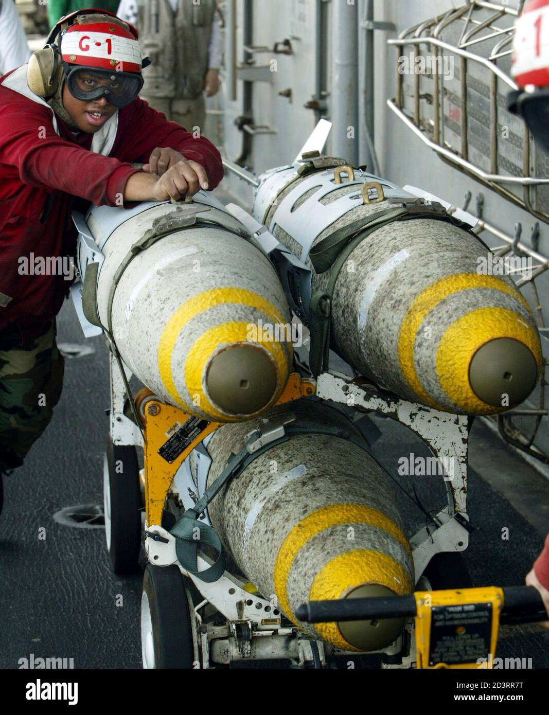 1000 pound hi-res stock photography and images - Alamy